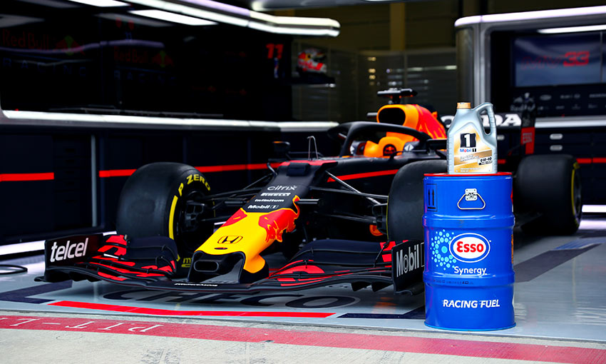 Olio e benzina: il "sangue" delle Power Unit